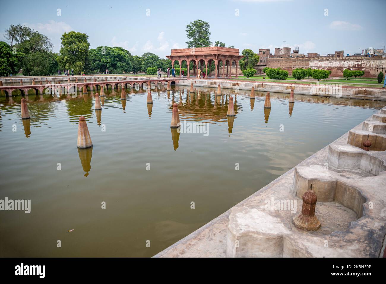 Shalimar garden lahore pakistan hi-res stock photography and images - Alamy