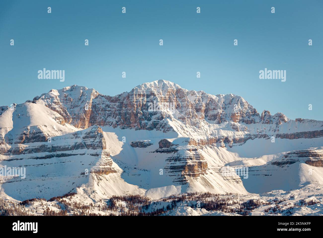 Snowboard paradise hi-res stock photography and images - Alamy
