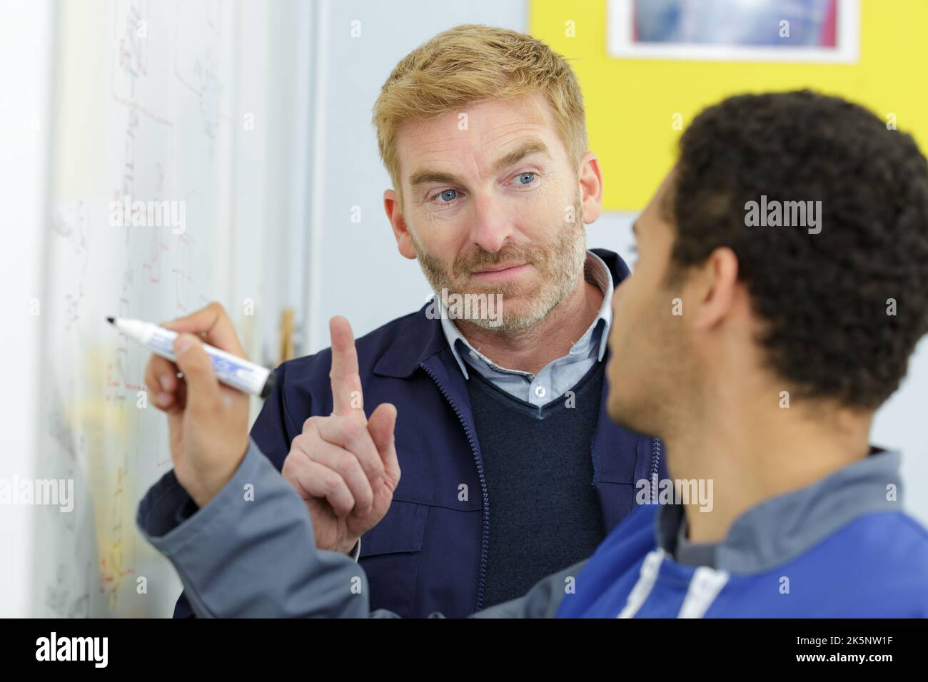 Engineering classroom hi-res stock photography and images - Alamy