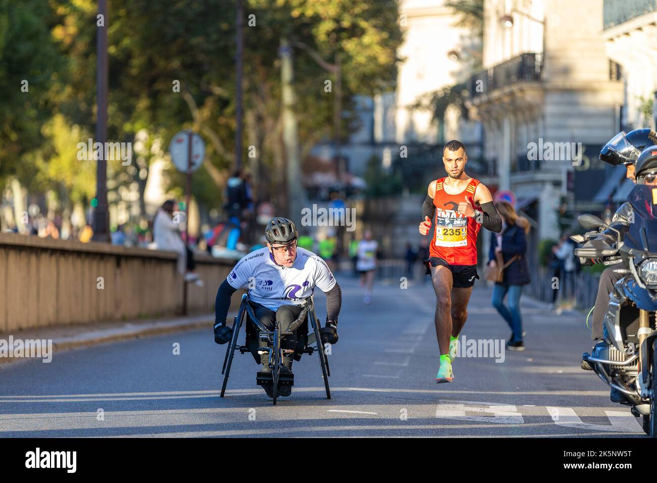 (C) Denis TRASFI / MAXPPP - à Paris le 09-10-2022 VREDESTEIN les 20km ...