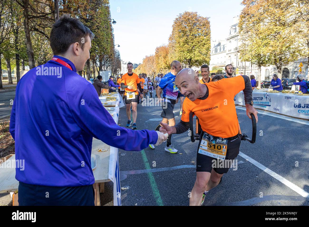 (C) Denis TRASFI / MAXPPP - à Paris le 09-10-2022 VREDESTEIN les 20km ...
