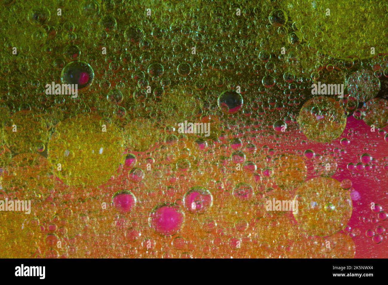 Bubbles floating in space, Screen savers & backdrops, Abstract ...
