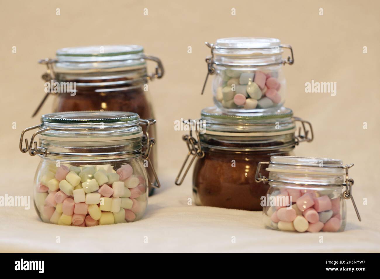 Edible homemade Christmas gift - glass jars filled with spiced cacao ...