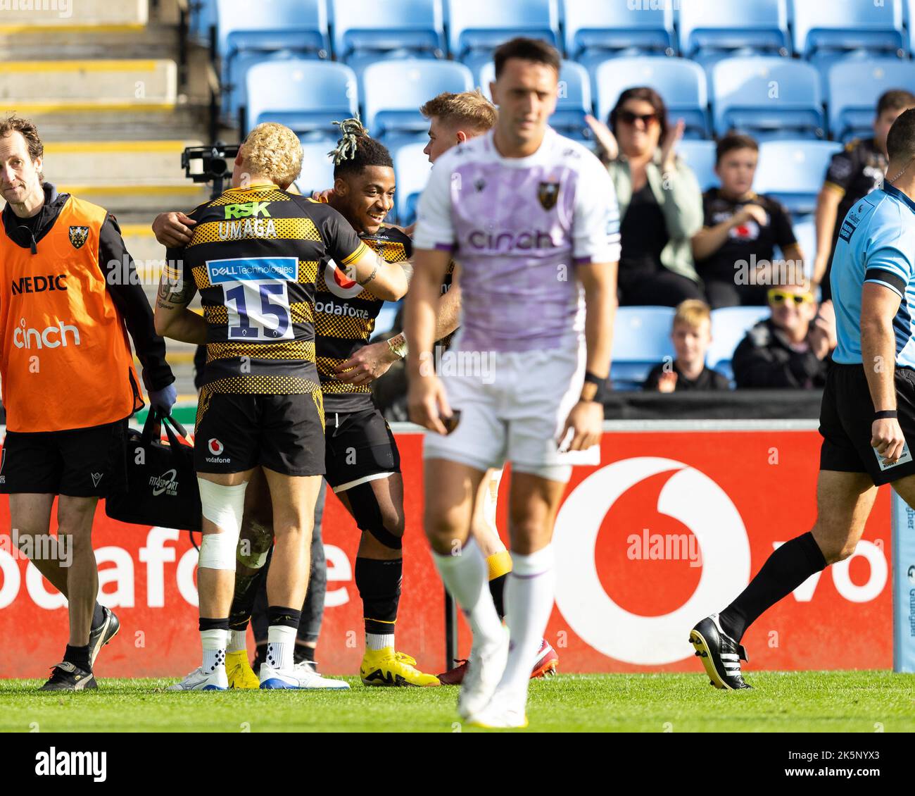 Paolo Odogwu of Wasps Rugby celebrates scoring a try during the ...