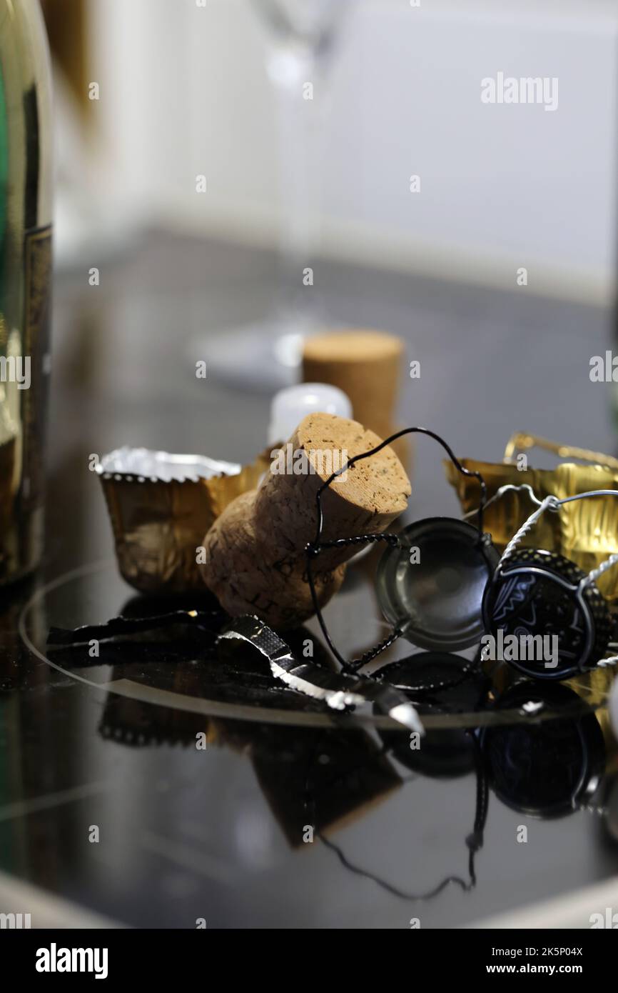 Stopper aluminium hi-res stock photography and images - Alamy