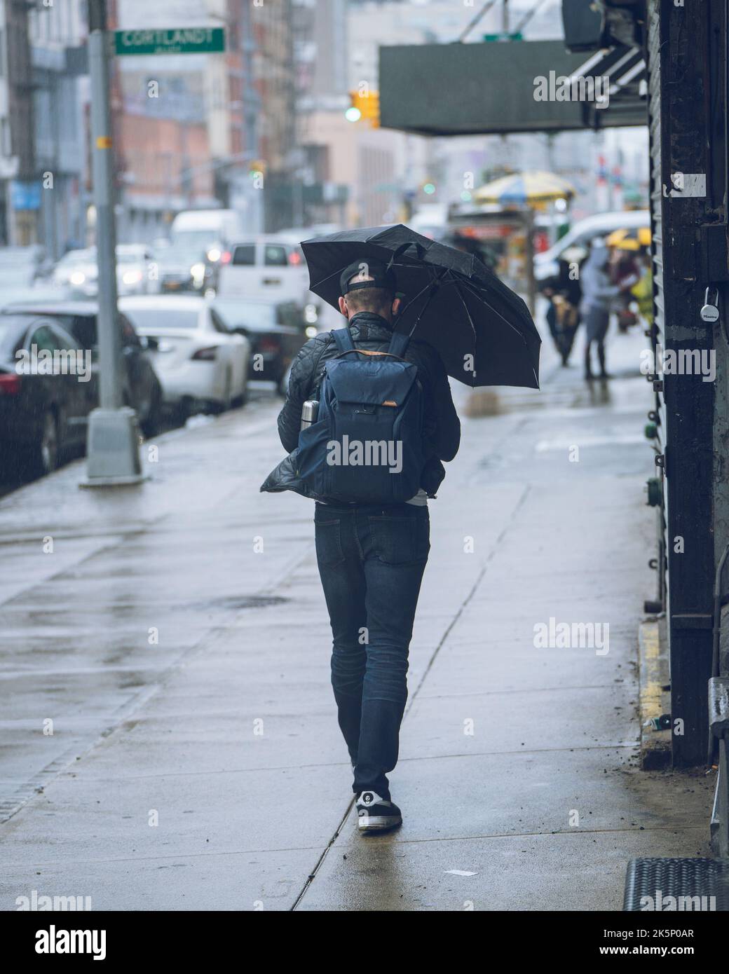 New york city heavy rain hi-res stock photography and images - Alamy