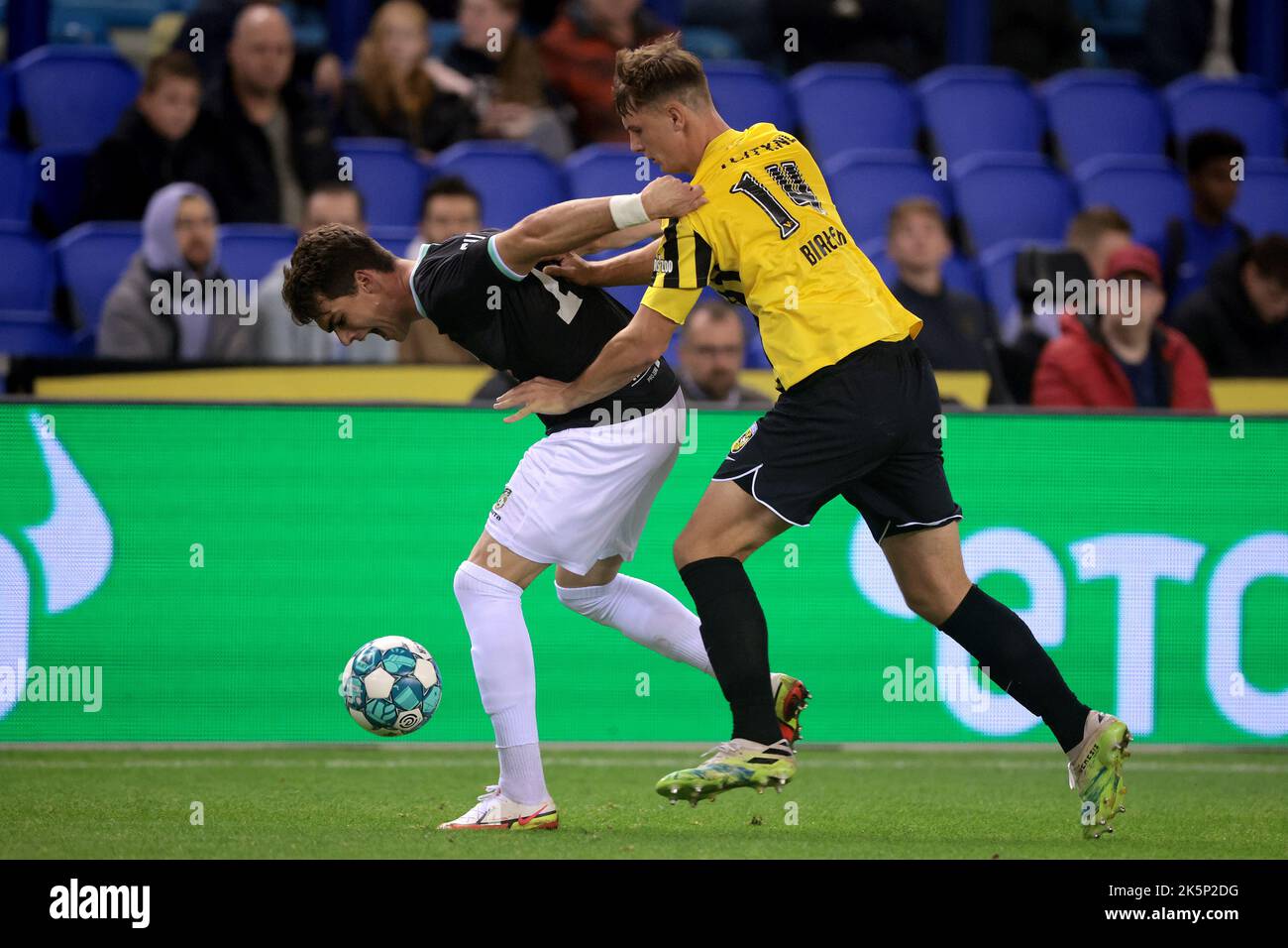 ARNHEM - (lr) Rodrigo Guth of Fortuna Sittard, Bartosz Bialek of ...