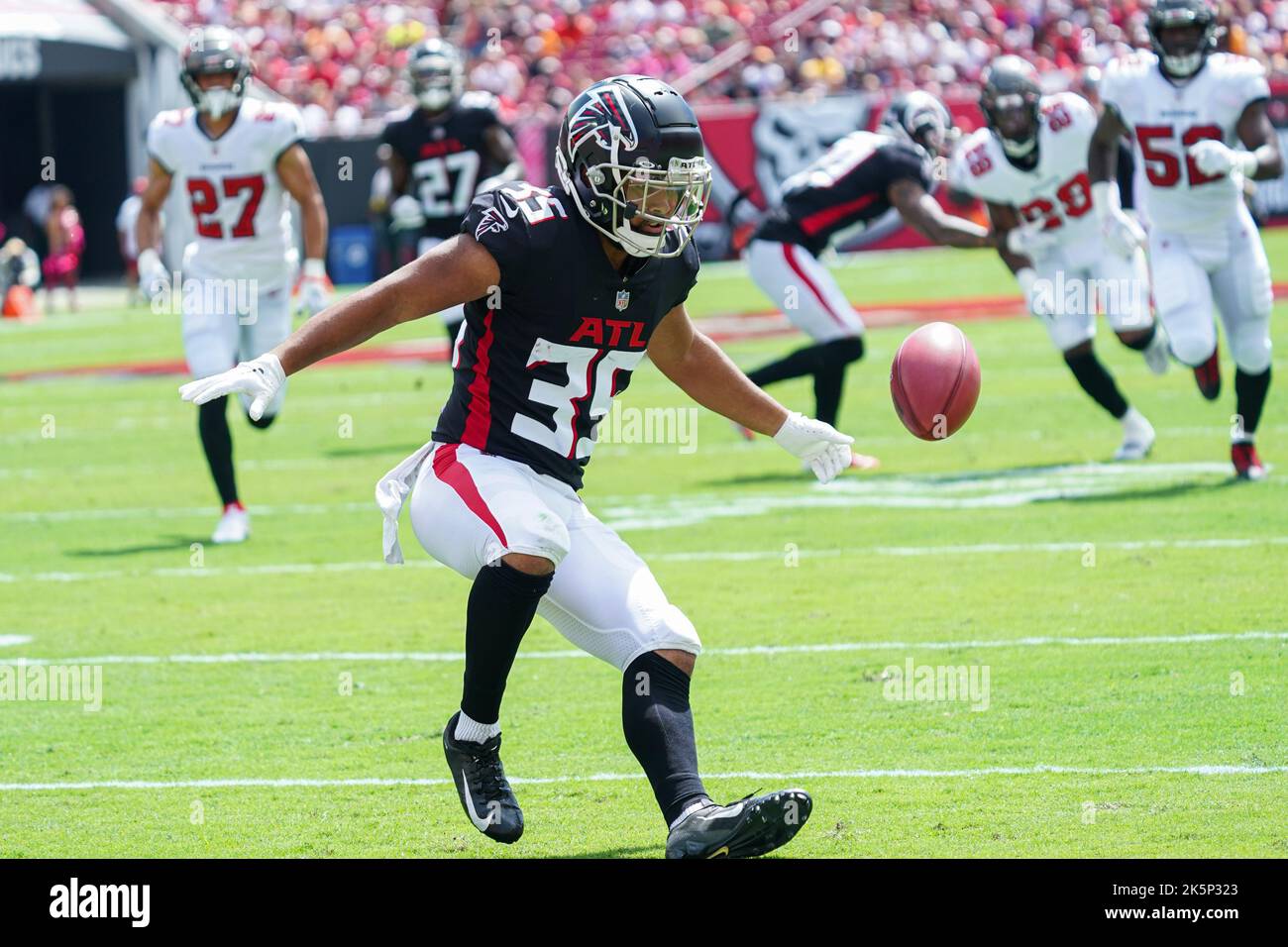 Avery williams falcons hi-res stock photography and images - Alamy