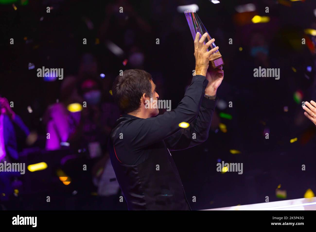 Hong Kong, China. 09th Oct, 2022. Ronnie O'Sullivan displays his medal ...