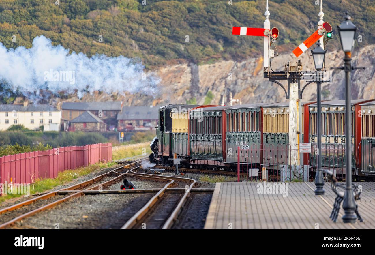 Rear view of steam locomotive Blanche pulling out of the Ffestiniog ...