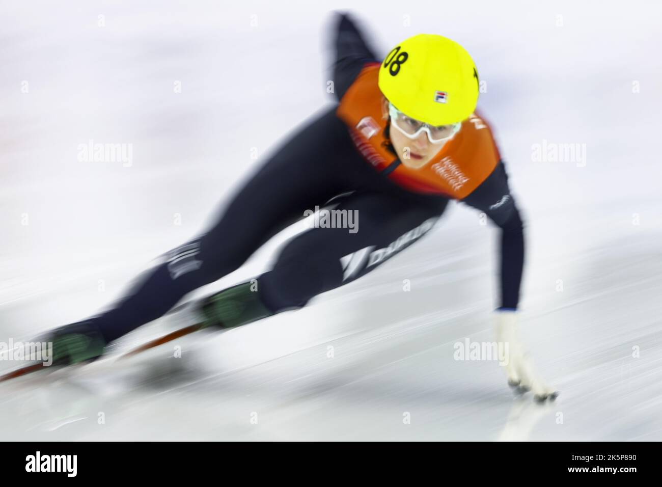 HeereNVEEN - Short track speed skater Selma Poutsma in the semi-final ...
