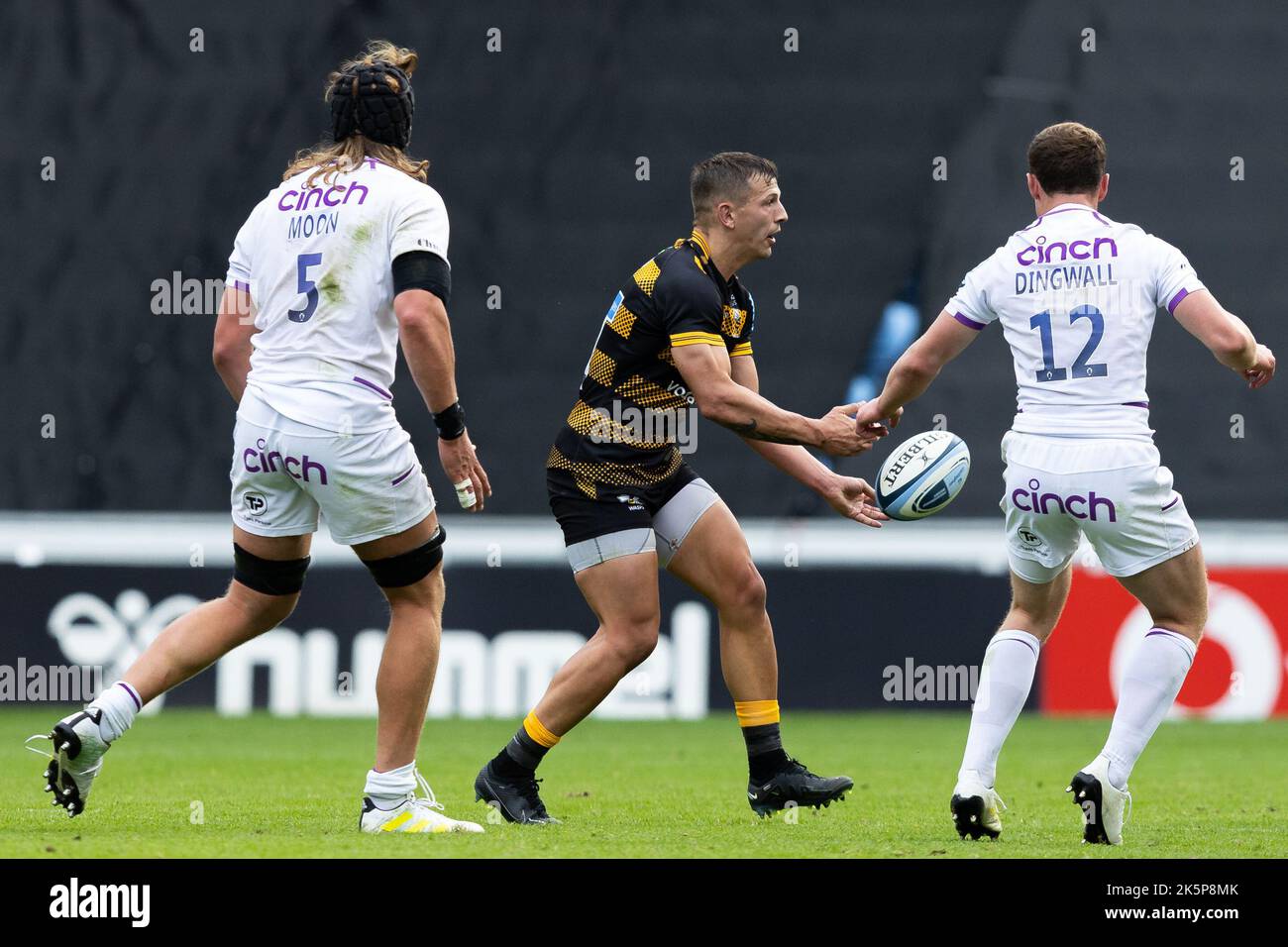 Ryan Mills of Wasps Rugby passes the ball during the Gallagher ...
