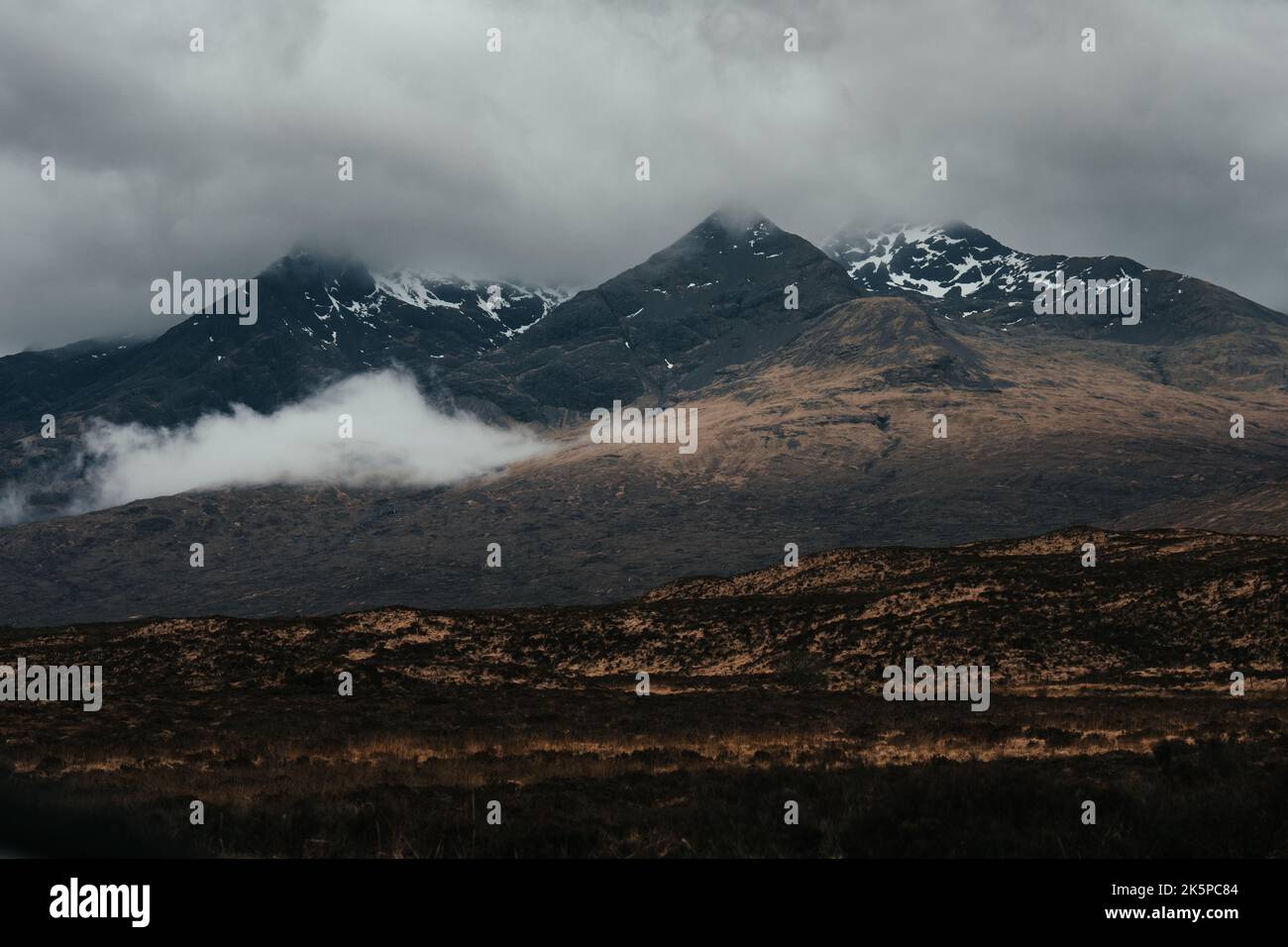 Scottish highland vistas hi-res stock photography and images - Alamy
