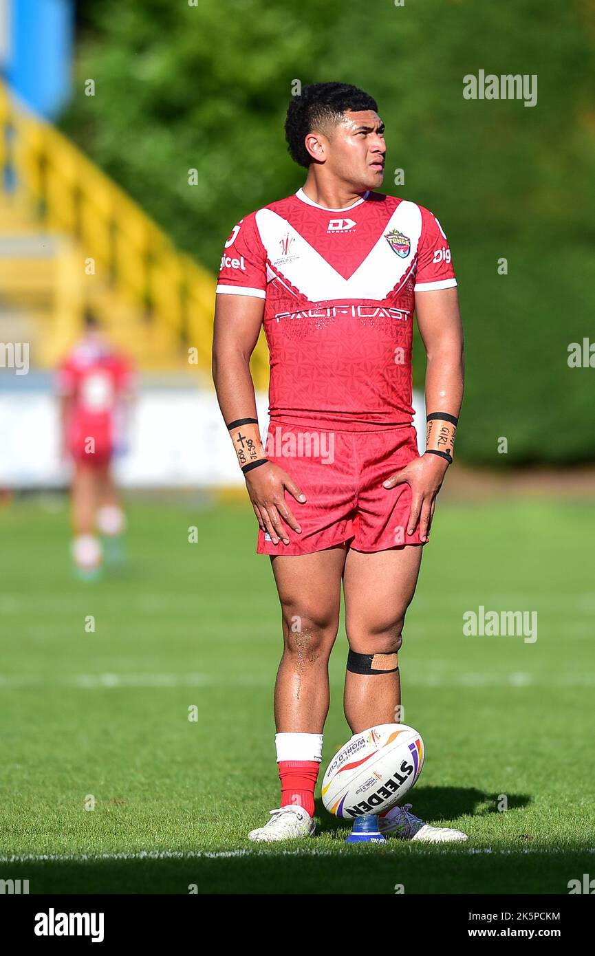 Halifax, England -8th October 2022 - Isaiya Katoa of Tonga kicks, Rugby ...
