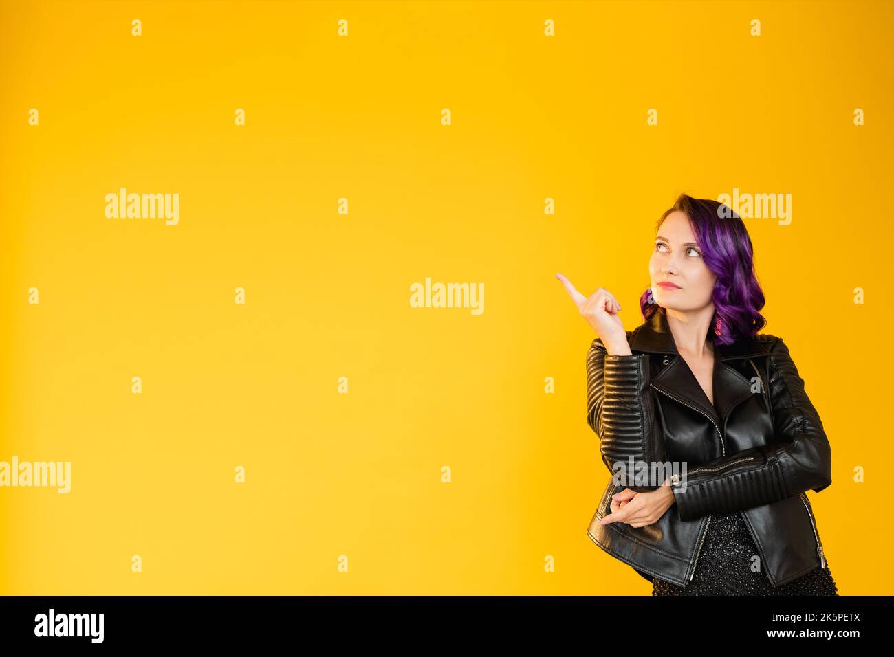 Presenting information hi-res stock photography and images - Alamy