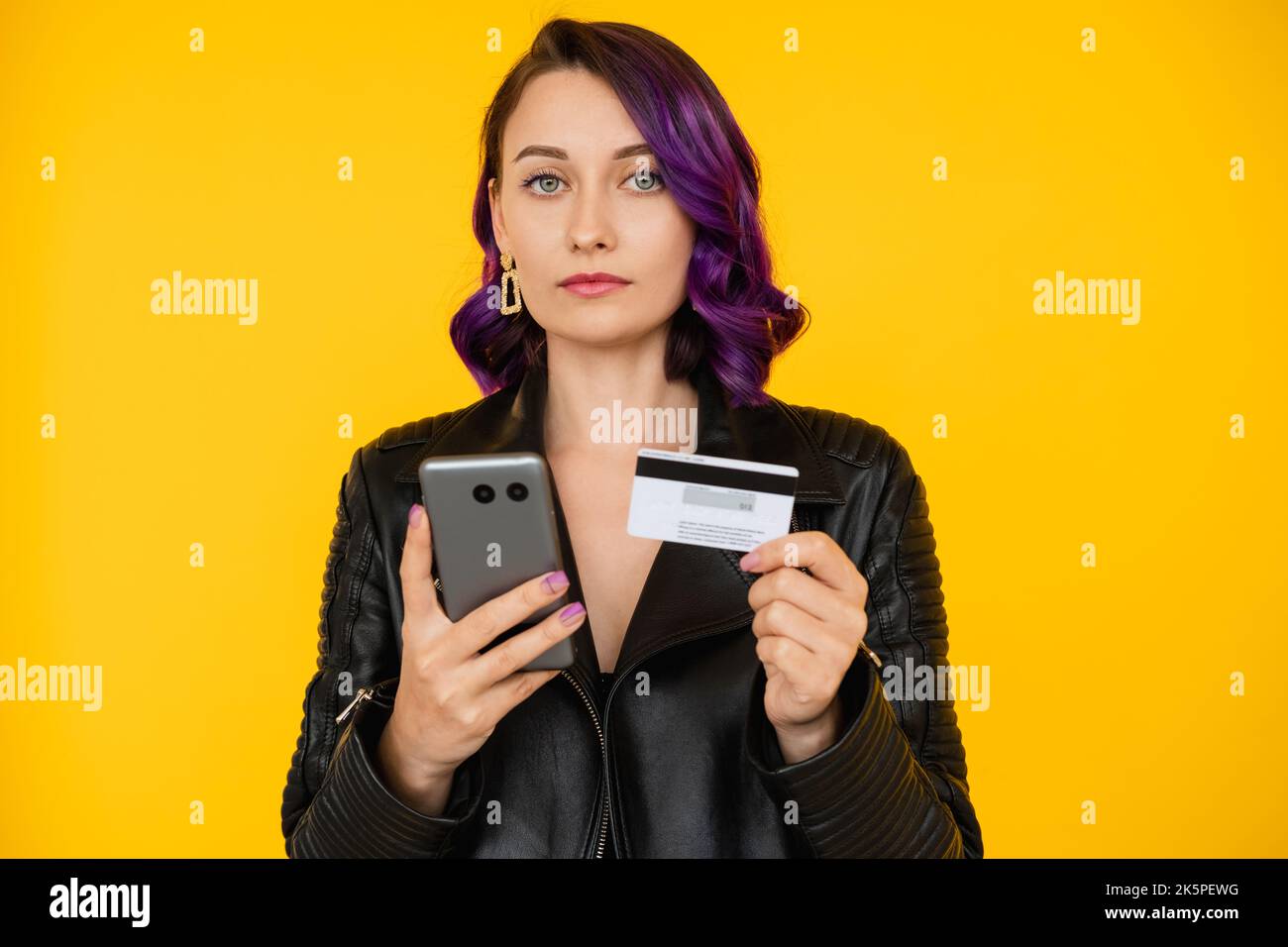 online payment confident woman banking operation Stock Photo - Alamy