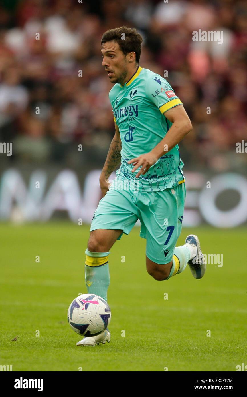 Verona's Italian forward Simone Verdi controls the ball during the ...