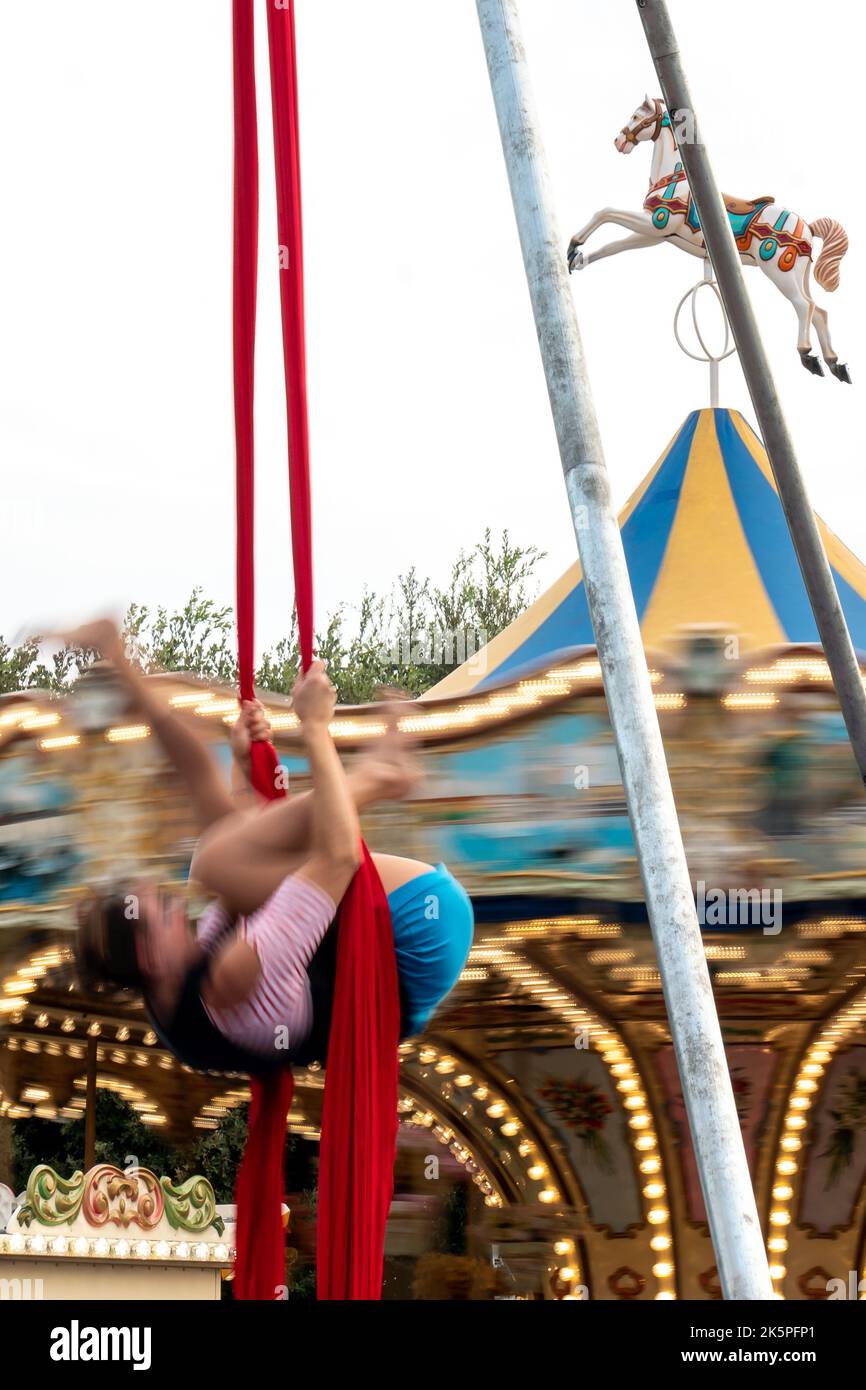 Dance motion blur hi-res stock photography and images - Alamy