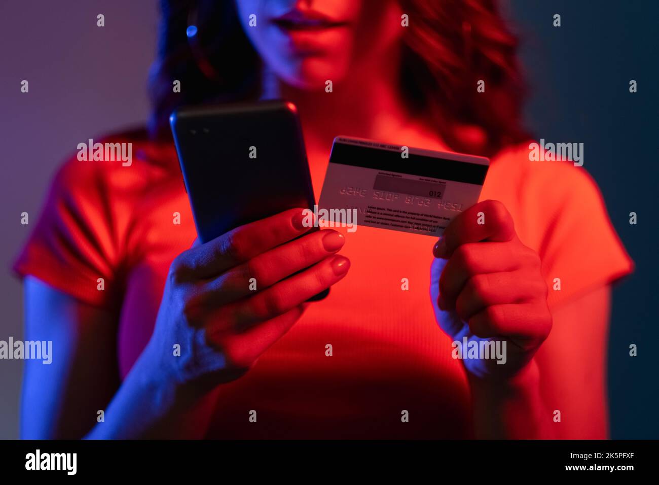 Cashless hi-res stock photography and images - Alamy