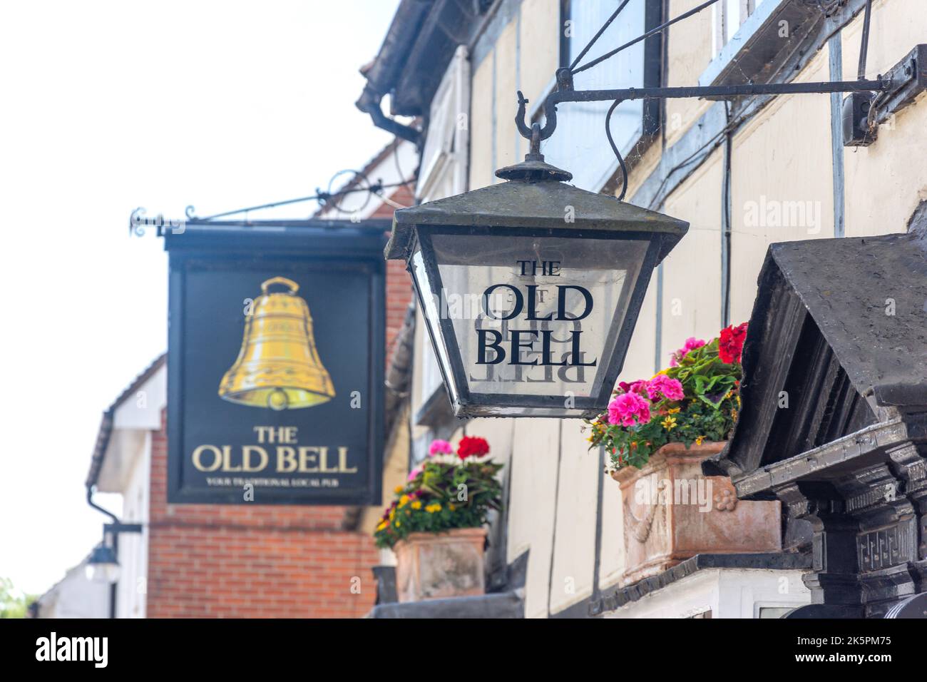 The Old Bell Pub sign, Bell Street, Sawbridgeworth, Hertfordshire ...
