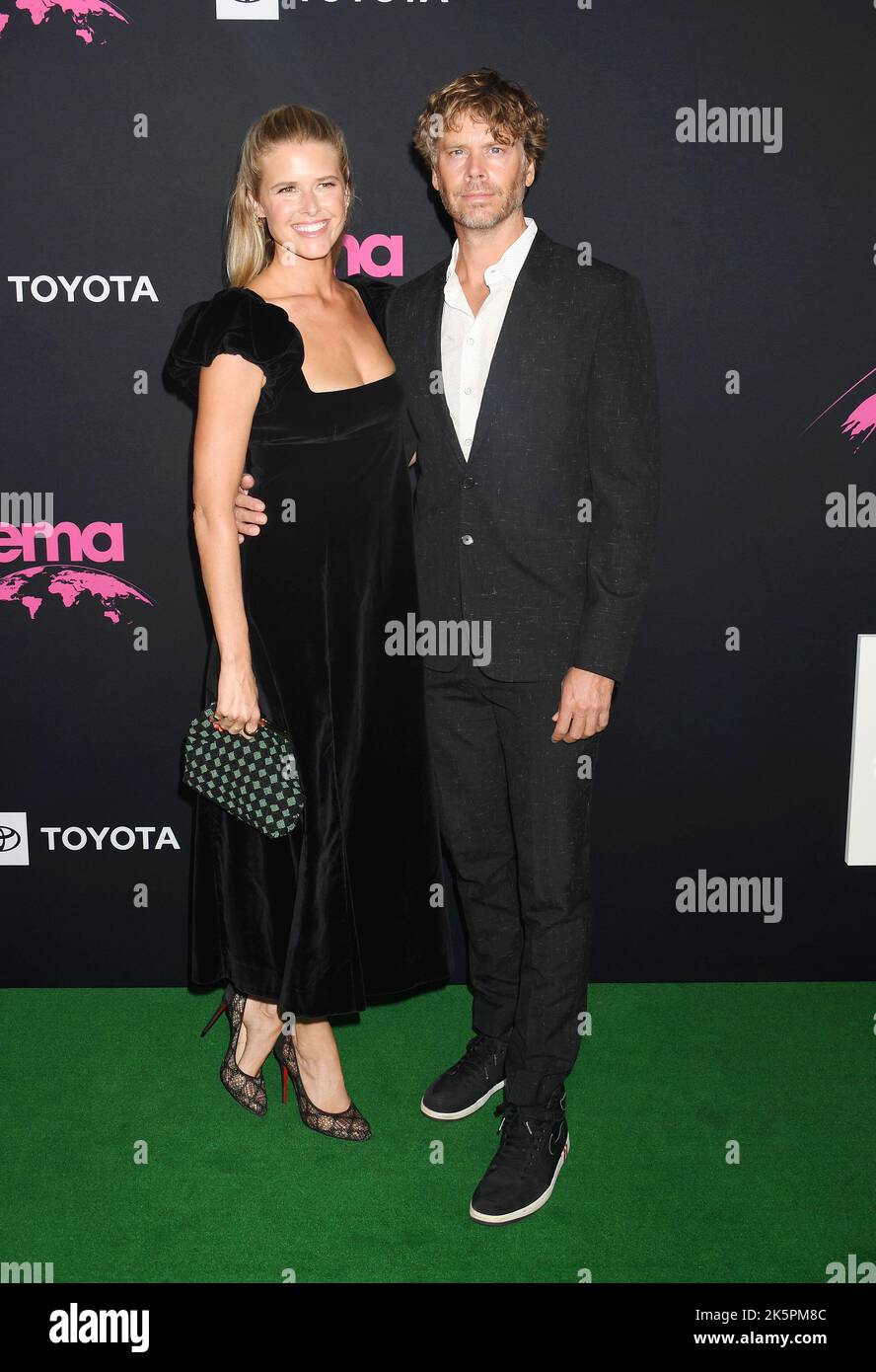 LOS ANGELES, CA - OCTOBER 08: (R-L) Eric Christian Olsen and Sarah ...