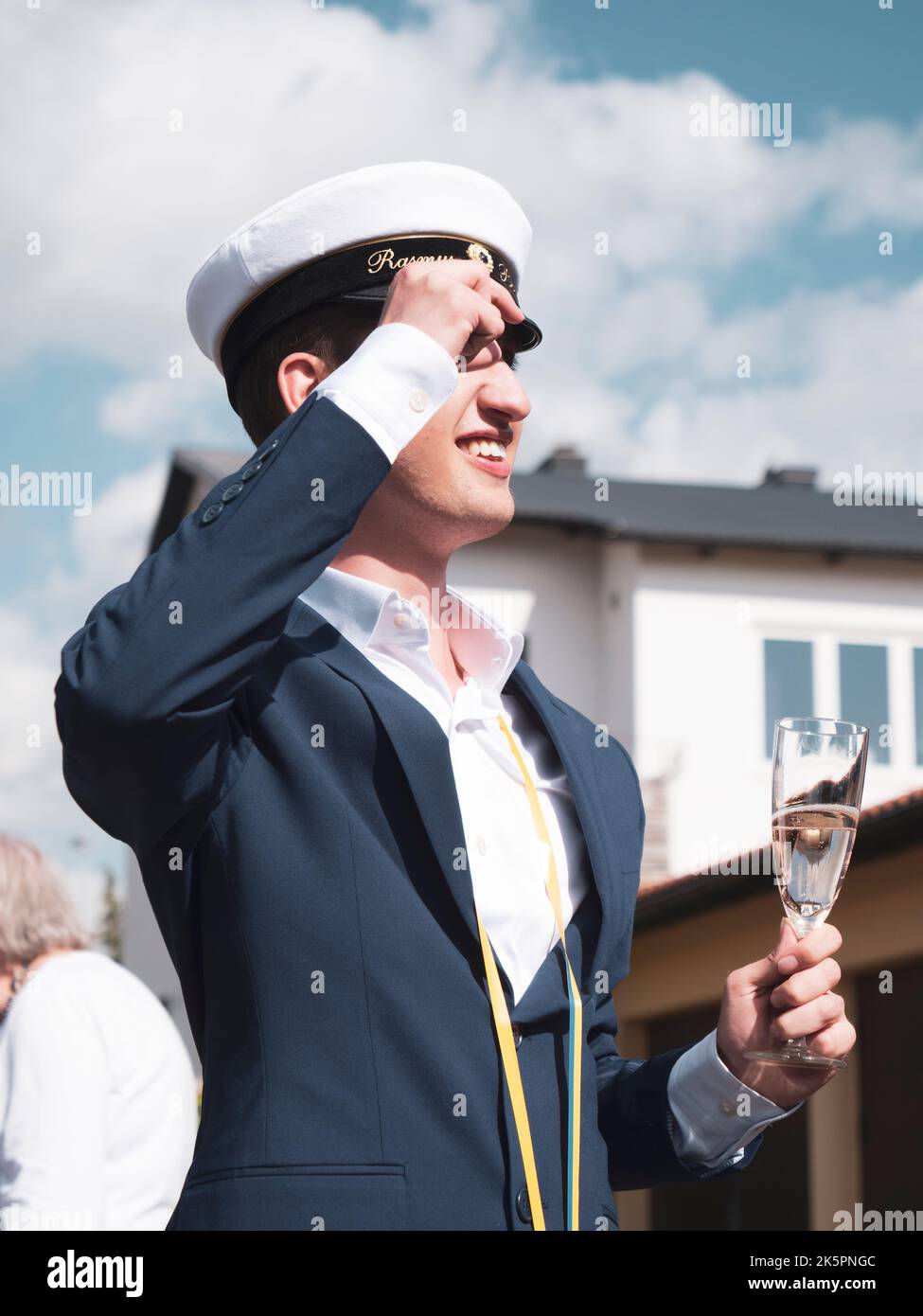 A graduate student wearing the Swedish high school graduation hat in ...