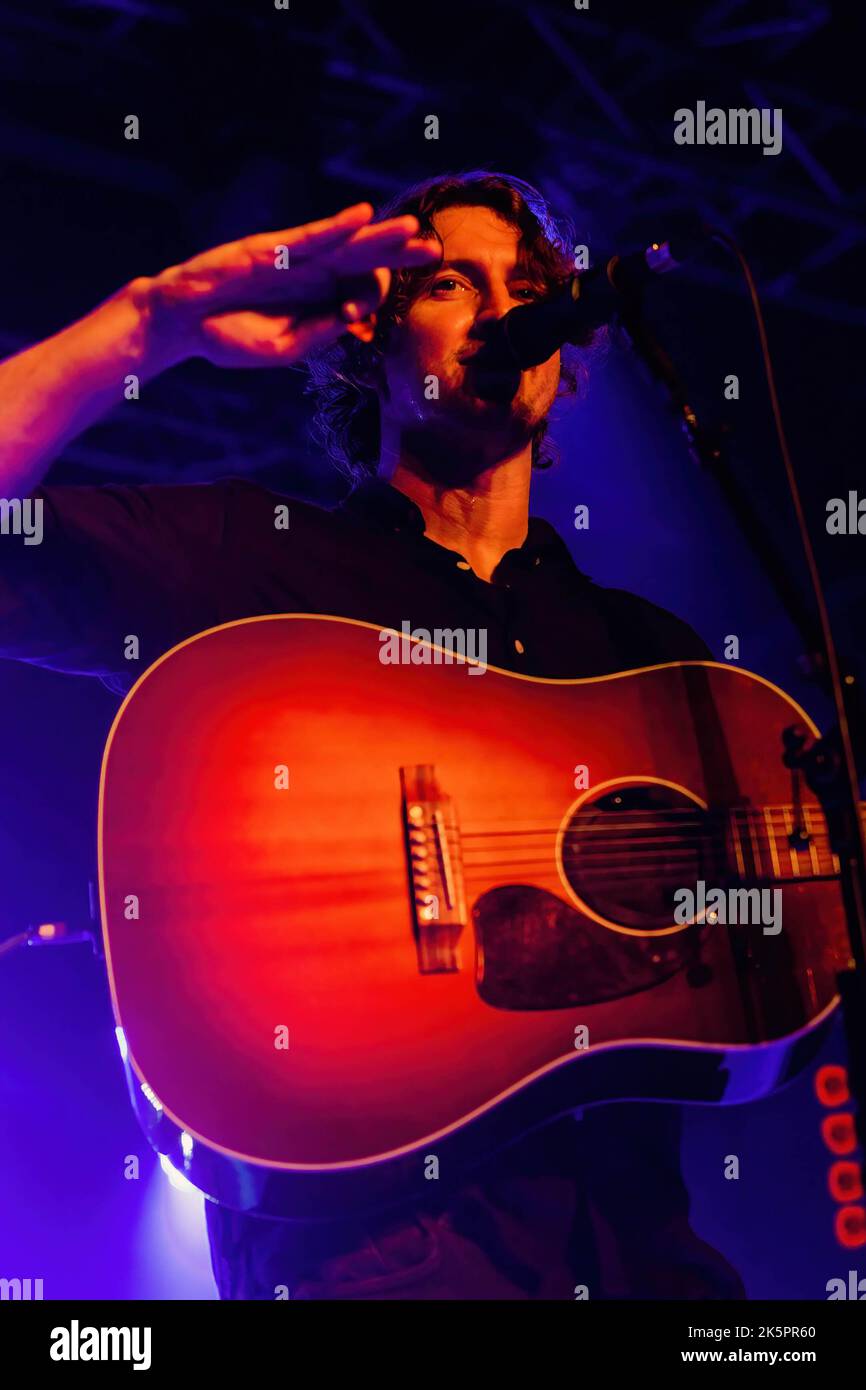 Dean lewis concert hi-res stock photography and images - Alamy