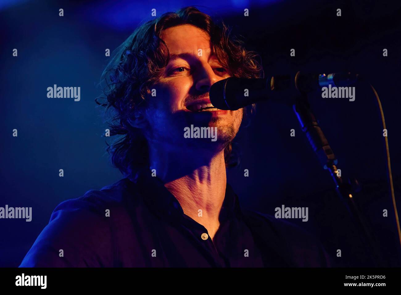 Dean lewis concert hi-res stock photography and images - Alamy