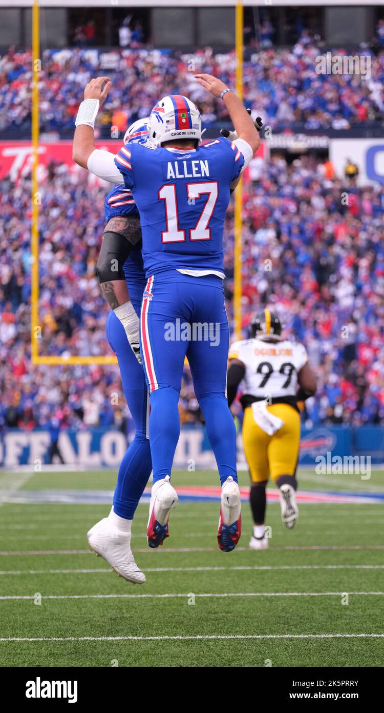 Oct 9th, 2022: Josh Allen #17 during the Pittsburgh Steelers vs Buffalo ...