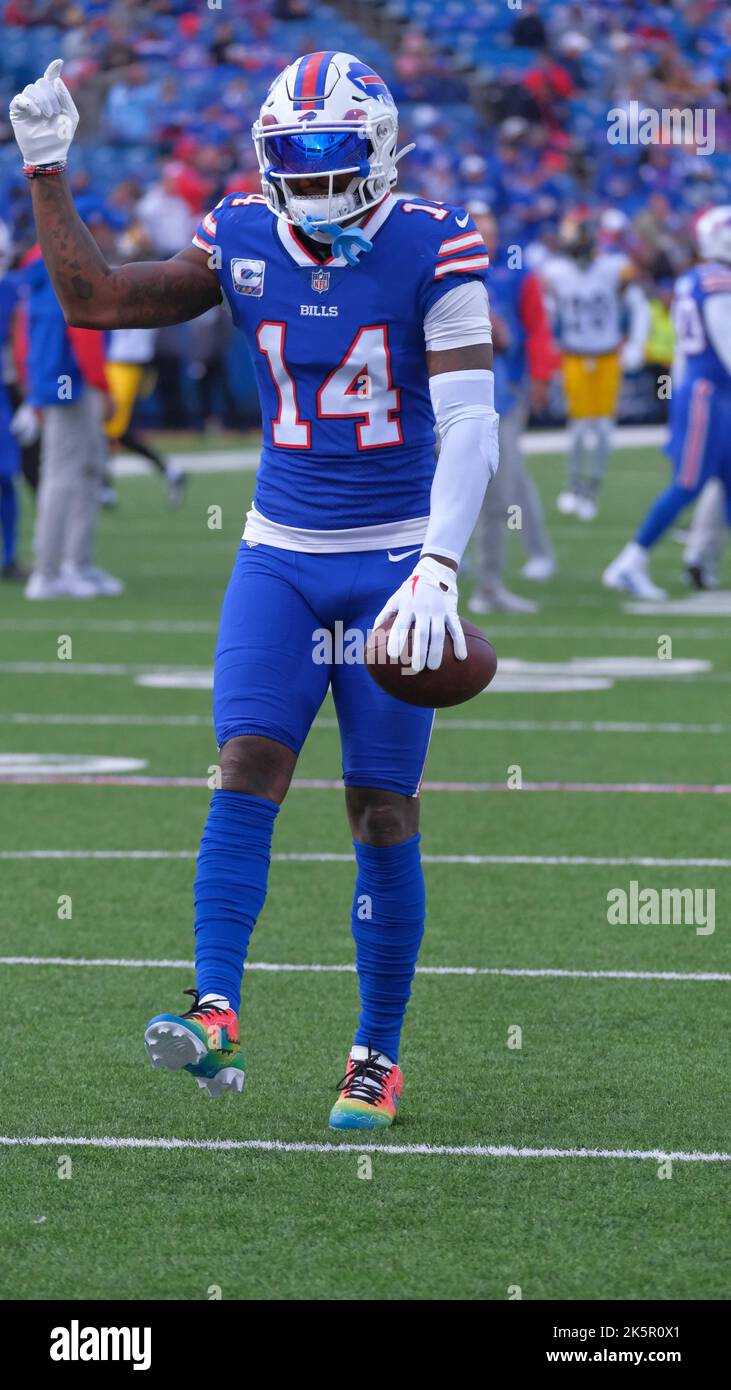 Stefon diggs bills hi-res stock photography and images - Alamy