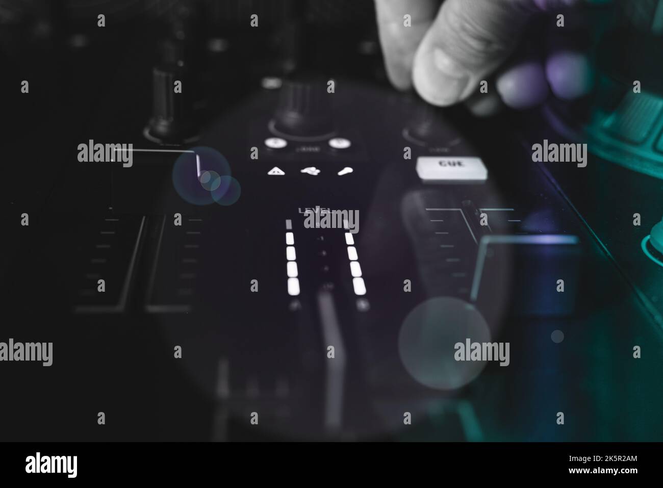 Digital mixers hi-res stock photography and images - Alamy