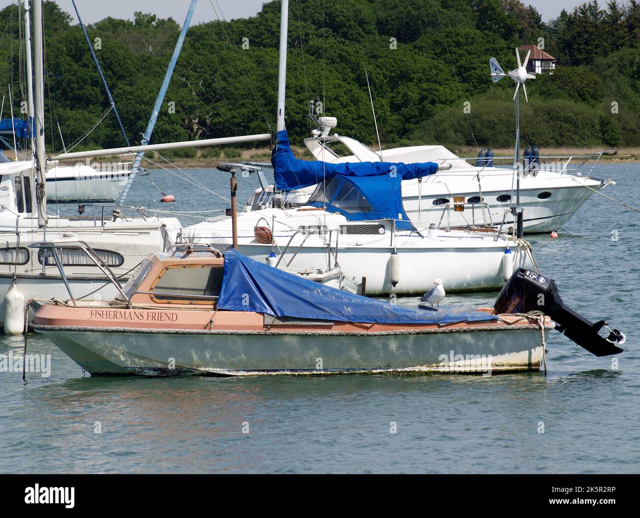 Boats moored on the Hamble River, Hamble-Le-rice, Hampshire, England ...