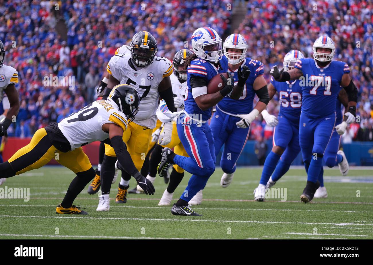 Orchard Park, New York. Highmark Stadium. 9th Oct, 2022. James Cook #28 during the Pittsburgh ...