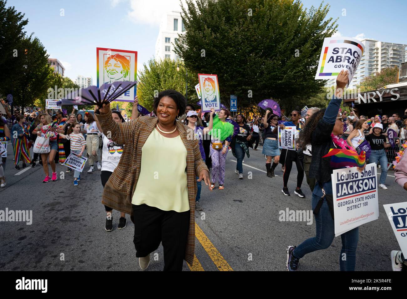 Atlanta, Georgia, USA. 9th Oct, 2022. Thousands from Atlanta's LGBTQ ...