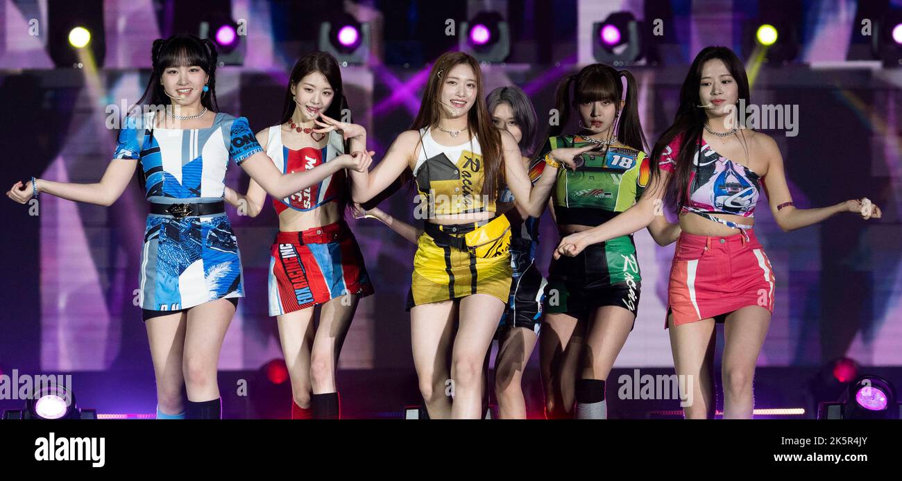 Seoul, South Korea. 7th Oct, 2022. South Korean K-Pop girl group IVE ...
