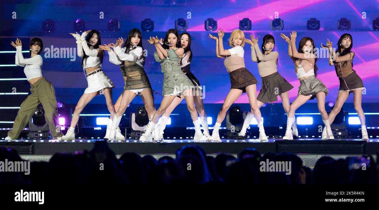 Seoul, South Korea. 7th Oct, 2022. South Korean K-Pop girl group WJSN ...