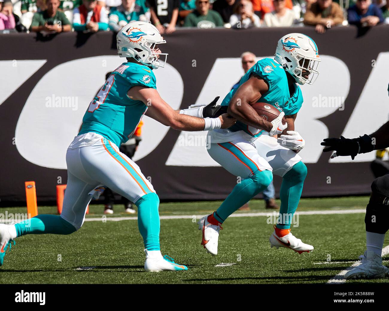 East Rutherford, New Jersey, USA. 9th Oct, 2022. Miami Dolphins ...