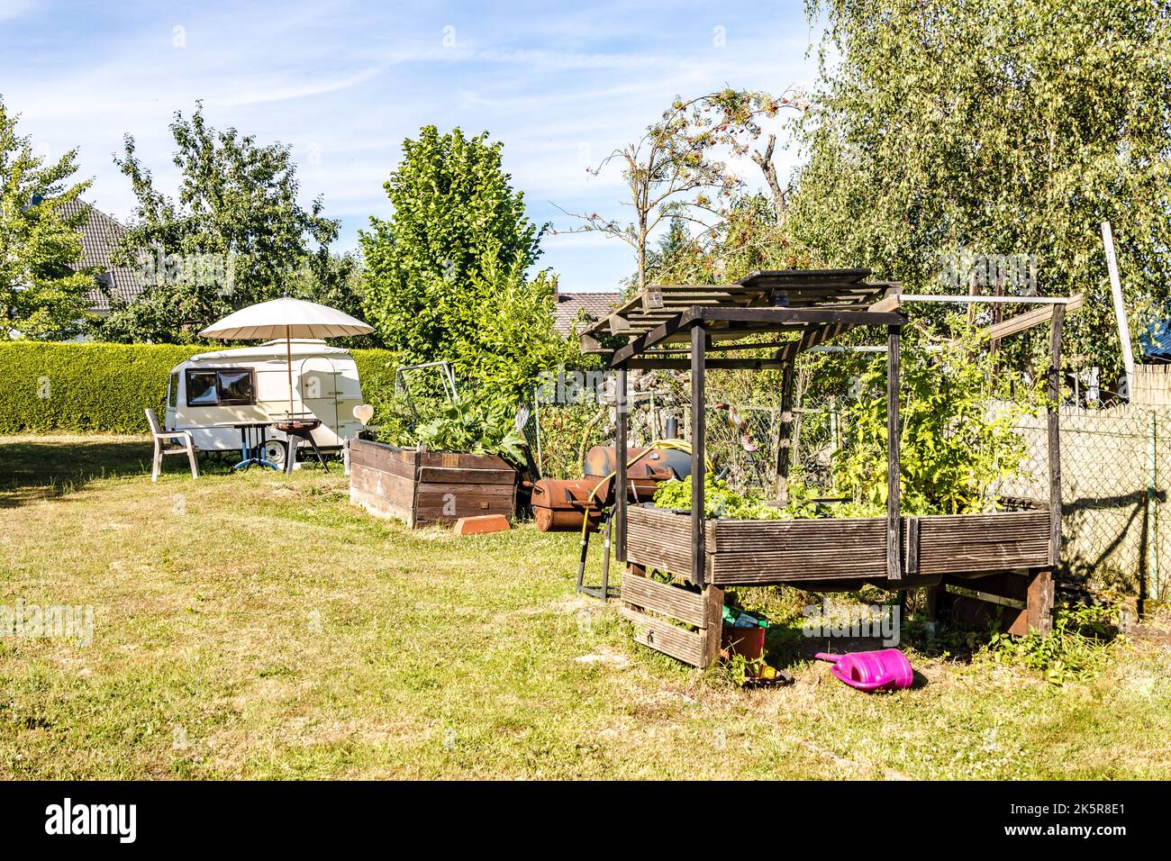 Raised bed bench garden hi-res stock photography and images - Alamy