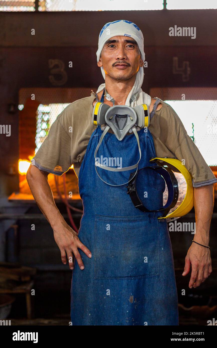 Philippine mining industry hi-res stock photography and images - Alamy