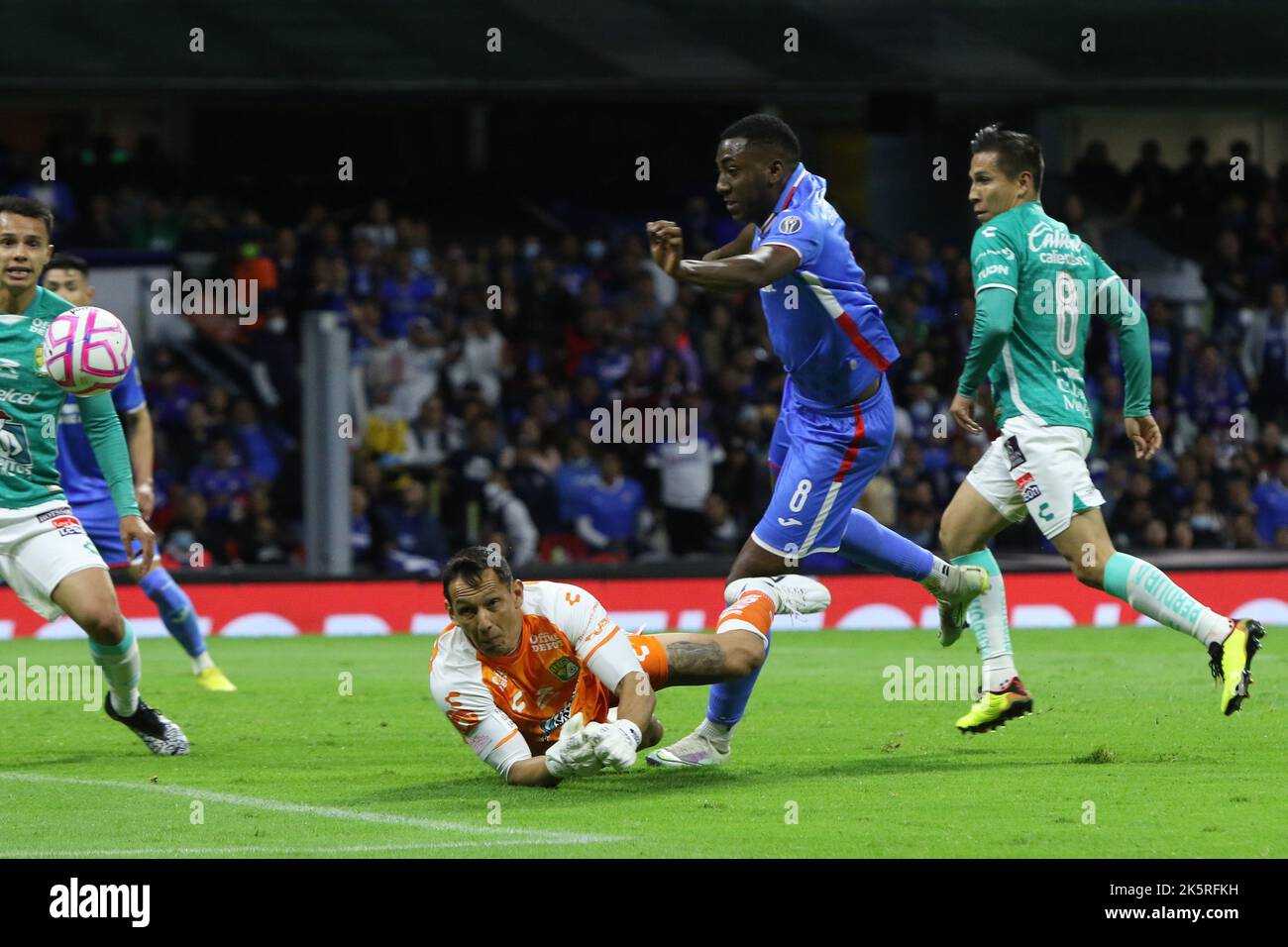 Mexico City, Mexico. 8th Oct, 2022. Gonzalo Carneiro of Cruz Azul ...