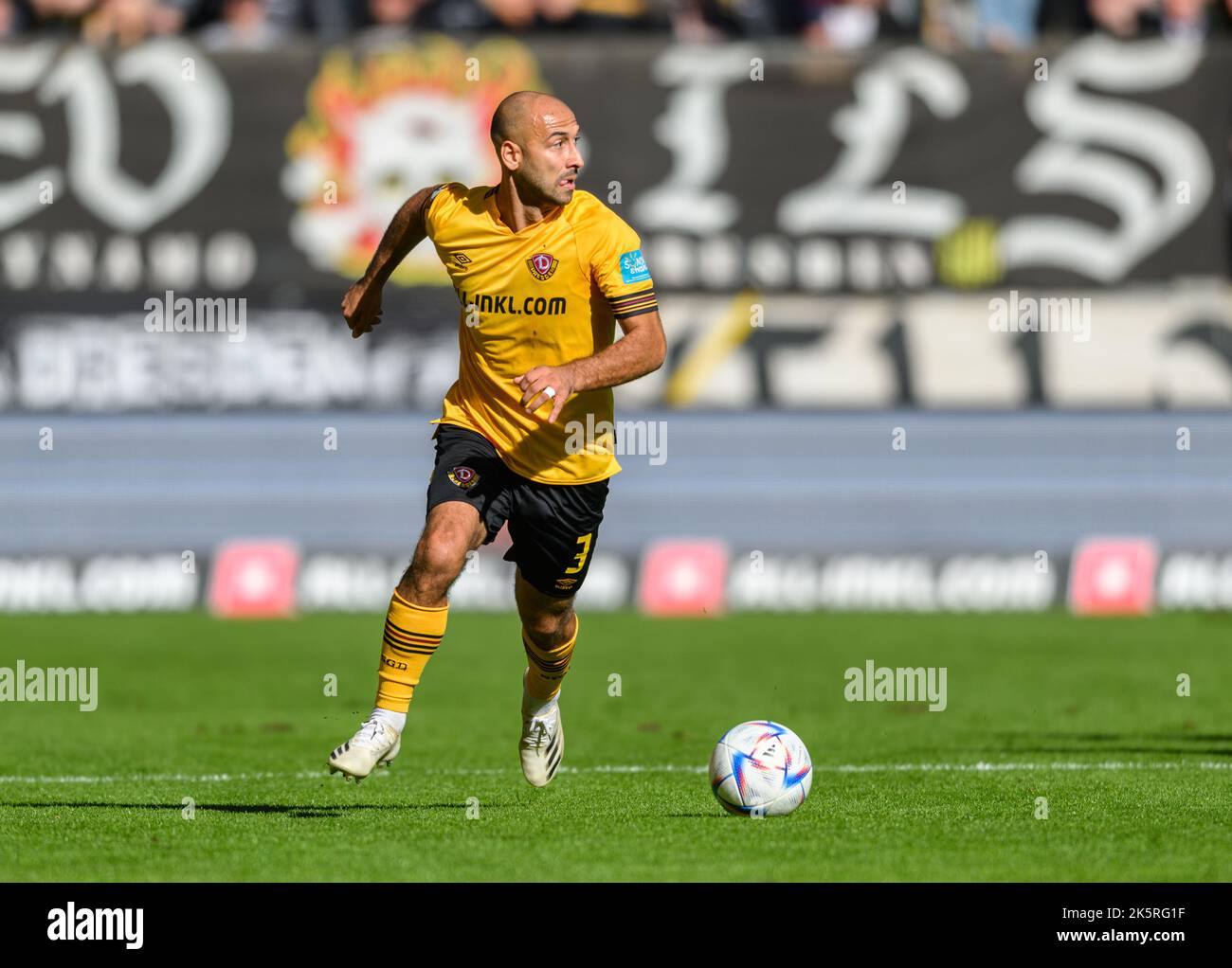 Dresden, Germany. 09th Oct, 2022. Soccer: 3. league, SG Dynamo Dresden ...