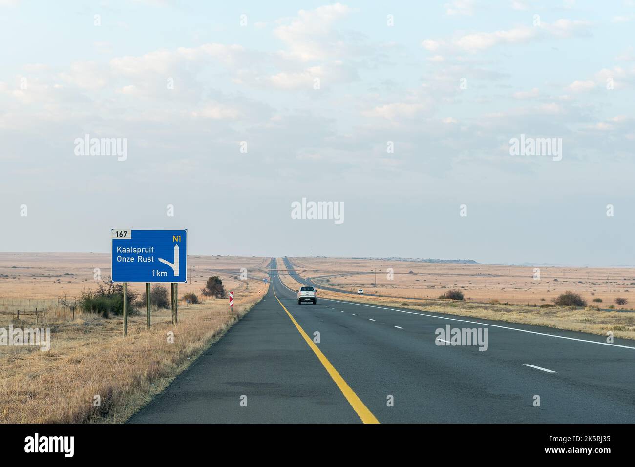 N1 road sign hi-res stock photography and images - Alamy