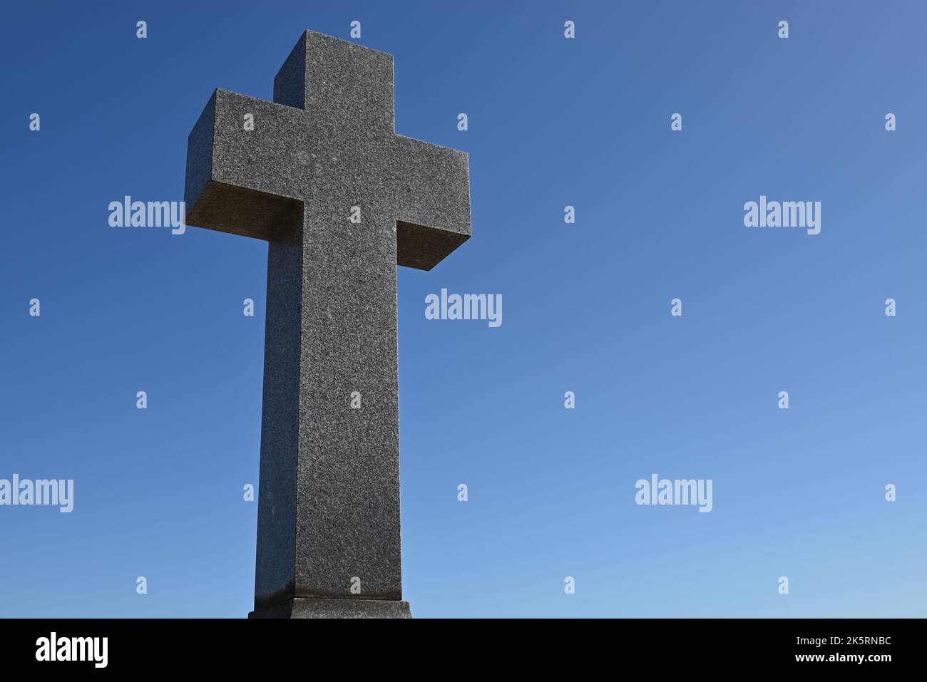 Christian cross marble stone hi-res stock photography and images - Alamy