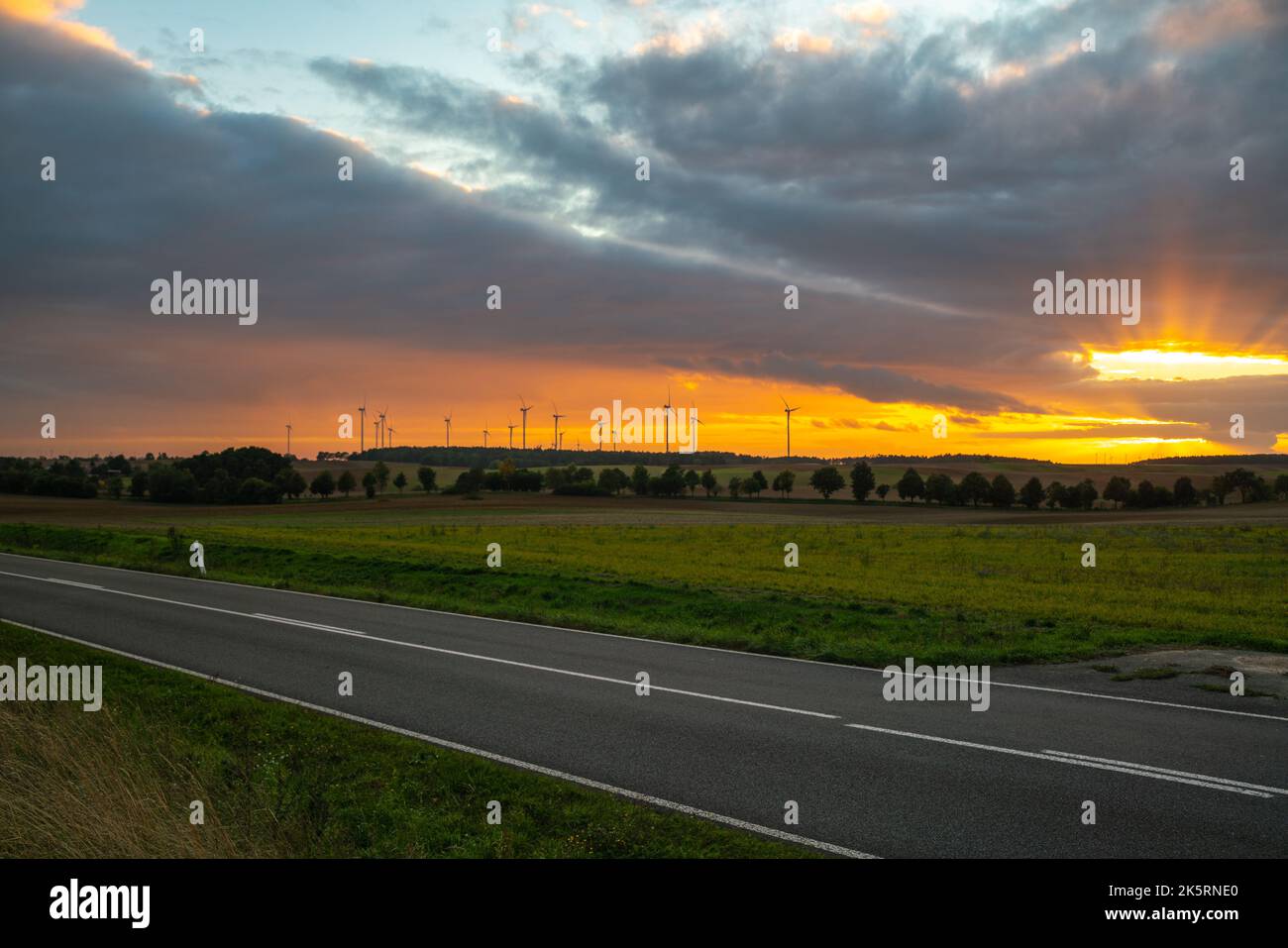 Road over agricultural land hi-res stock photography and images - Alamy
