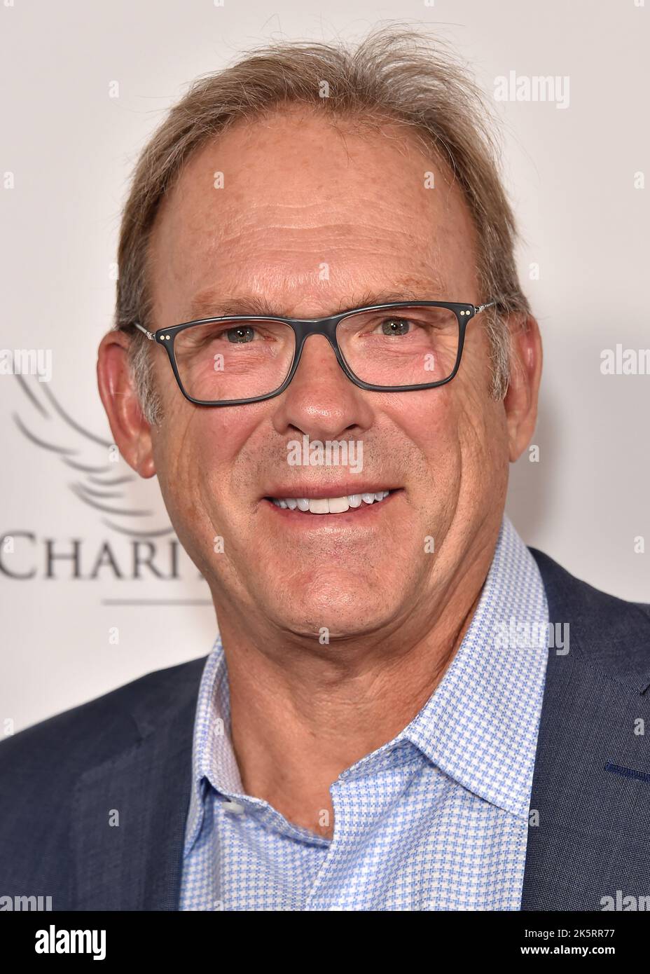 Los Angeles, USA. 09th Oct, 2022. Kurt Rambis walking the red carpet at ...