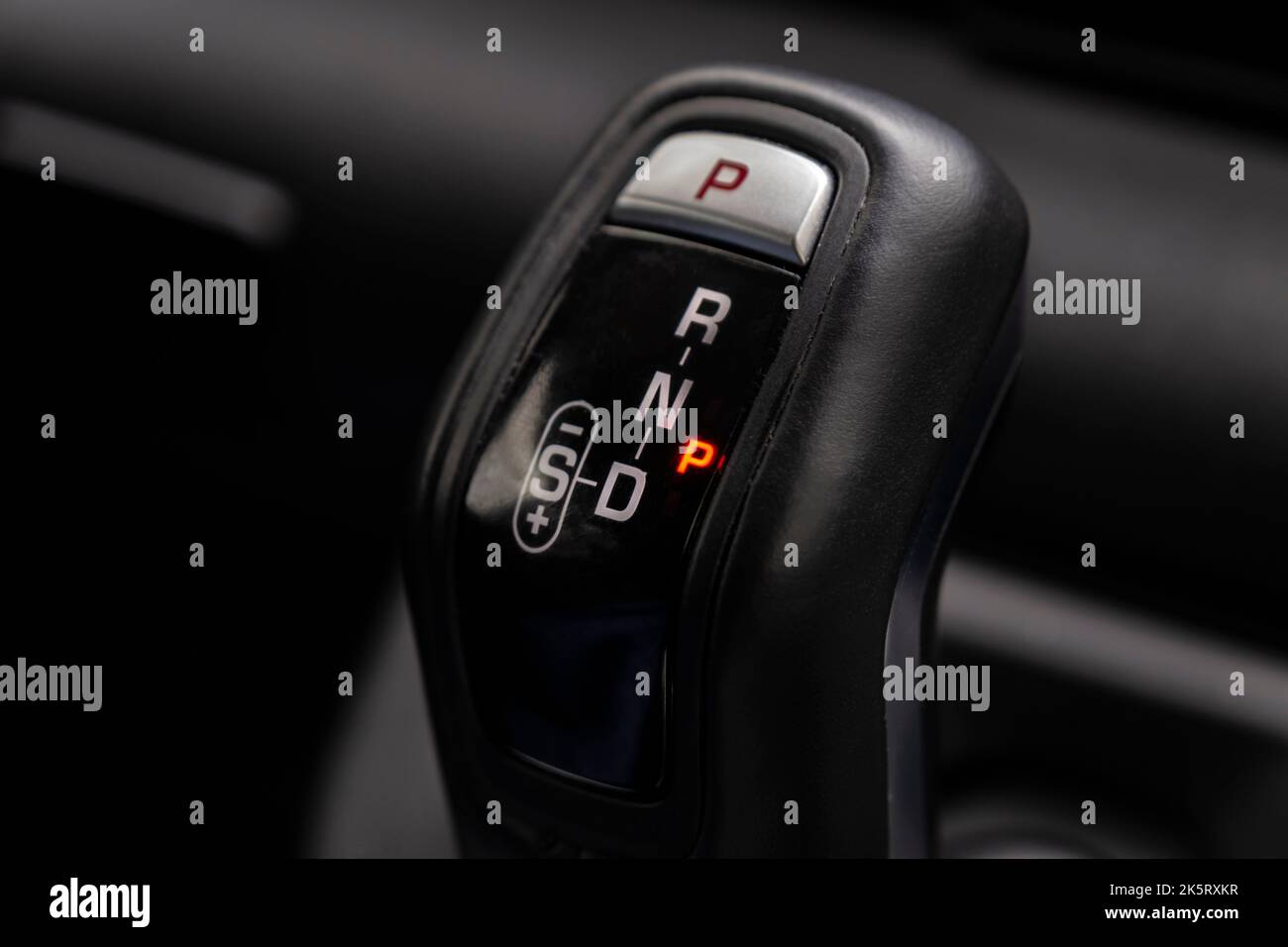 Gear knob hi-res stock photography and images - Alamy