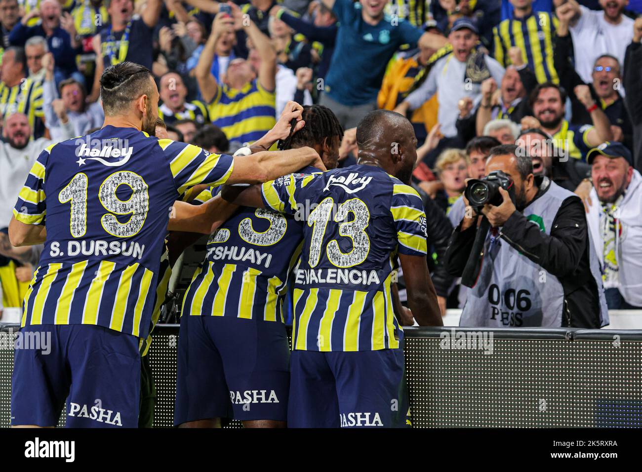 ISTANBUL, TURKEY - OCTOBER 9: Serdar Dursun of Fenerbahce, Ezgjan ...