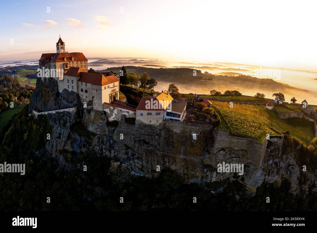 Alamy tourism hi-res stock photography and images - Alamy