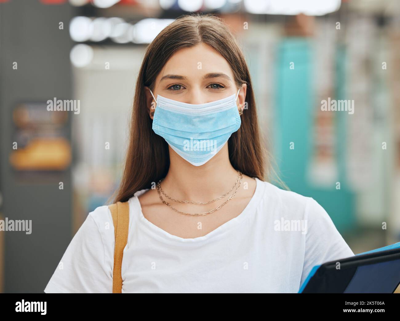 School mask australia hi-res stock photography and images - Alamy