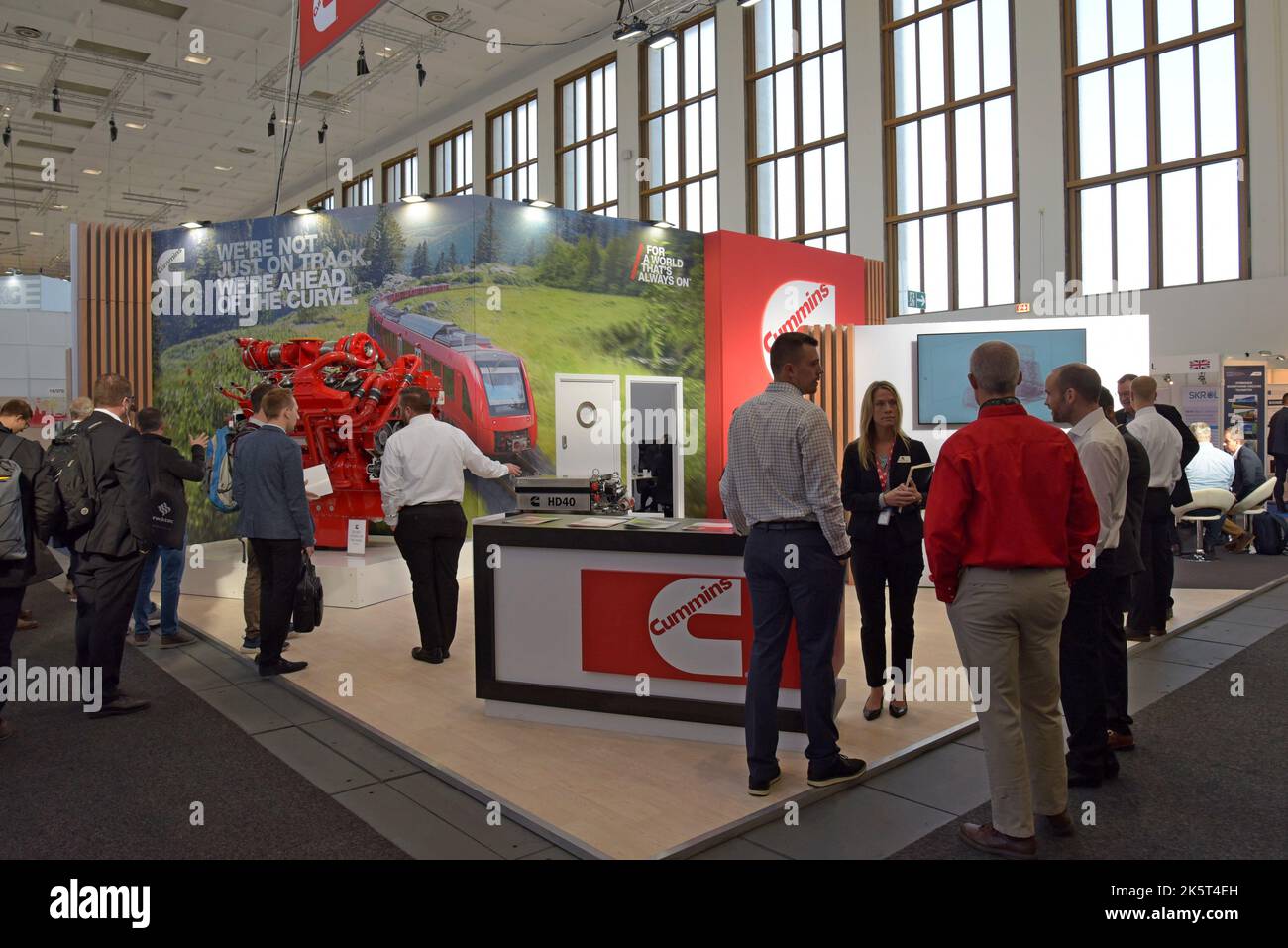 Cummins HD40 hydrogen fuel cell on display at the International ...